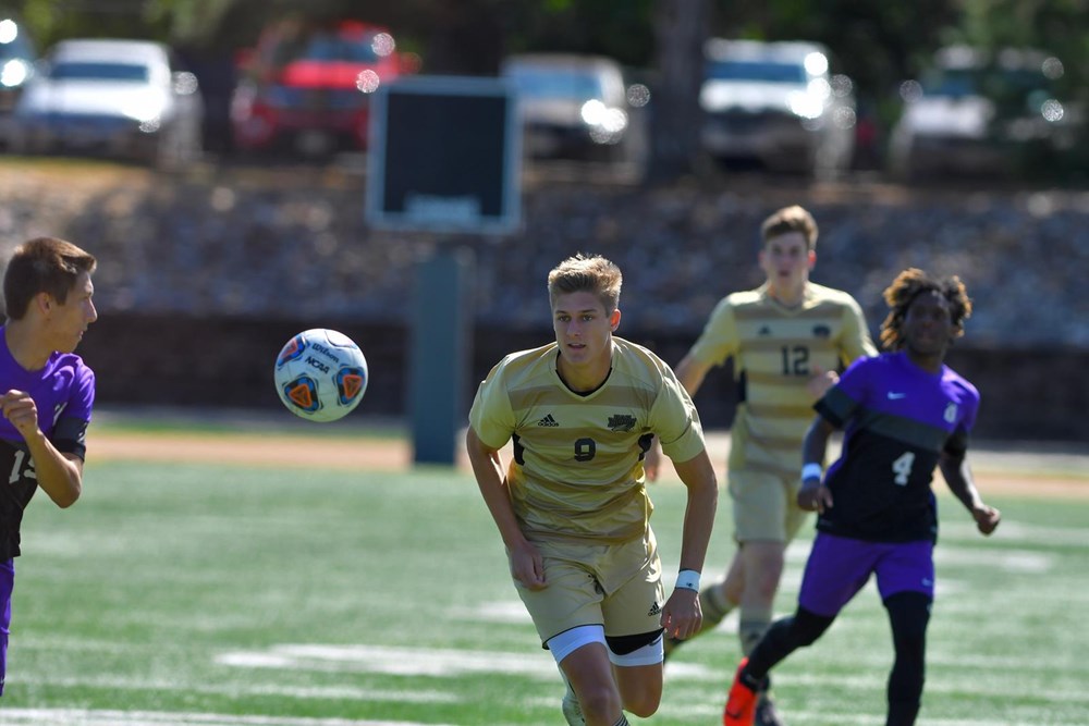 Nolan Dillon - 2019 - Men's Soccer - Nebraska Wesleyan University Athletics