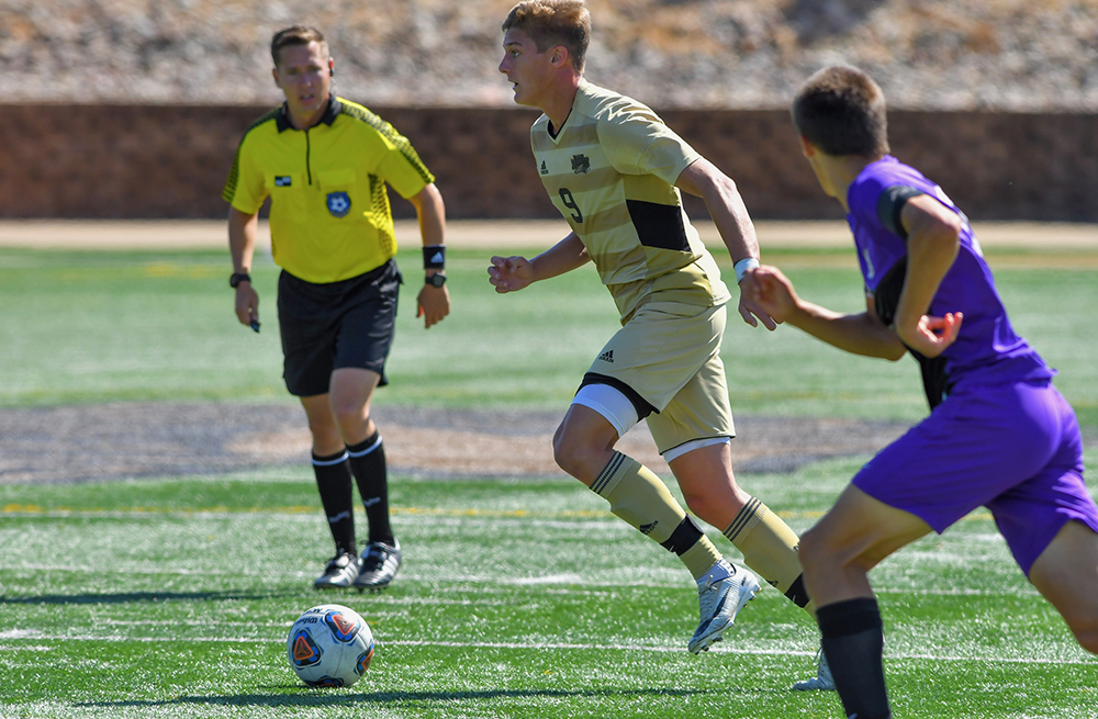 Nolan Dillon - 2019 - Men's Soccer - Nebraska Wesleyan University Athletics