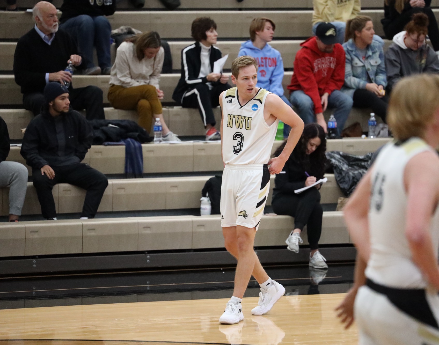 Connor Riekenberg - 2022-23 - Men's Basketball - Nebraska Wesleyan ...