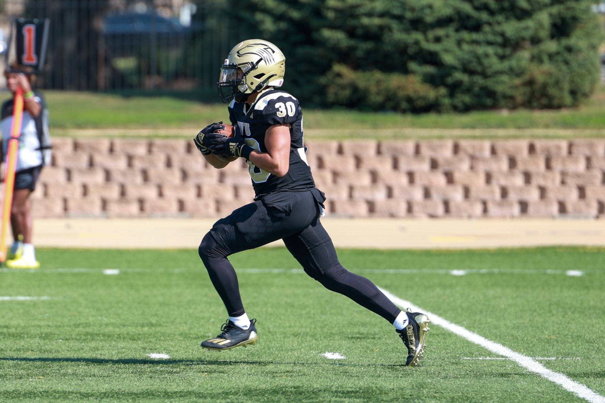 Football Hits the Road to Take on Coe - Nebraska Wesleyan University ...