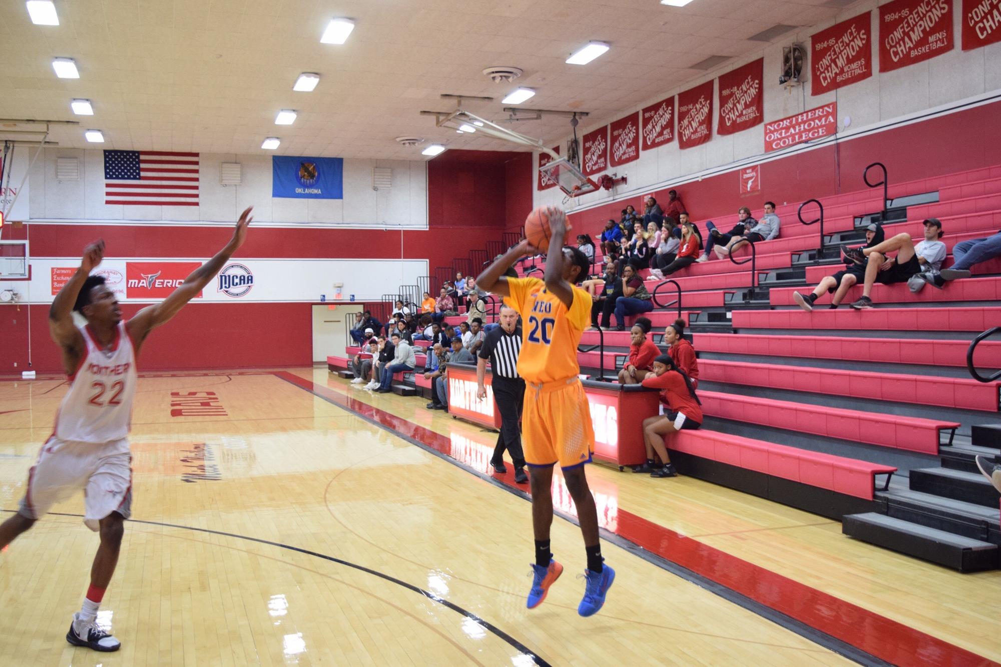 Jadan Graves - Men's Basketball - Northeastern Oklahoma A&M Athletics