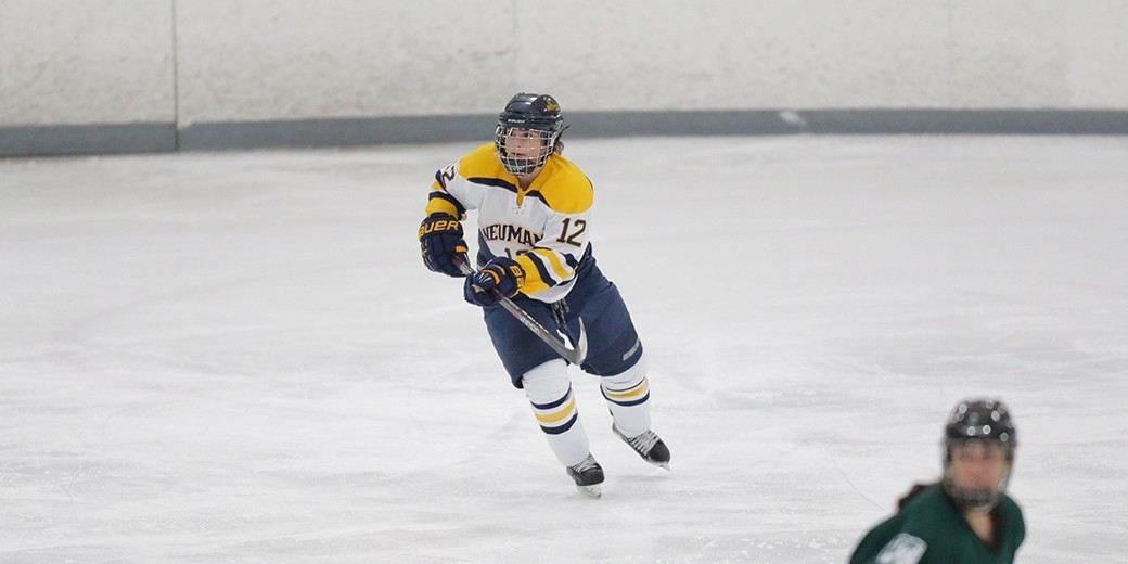Jaclyn King - 2015-2016 - Women's Hockey - Neumann University Athletics