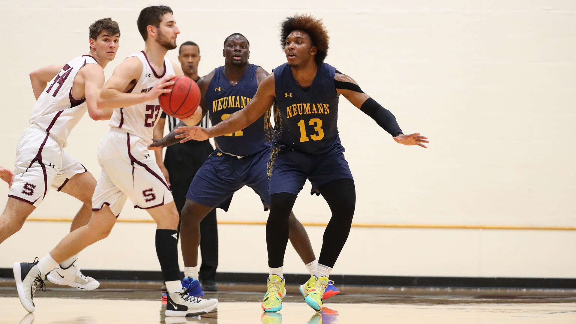 Men’s Basketball Starts 2022 in Win Column - Neumann University Athletics
