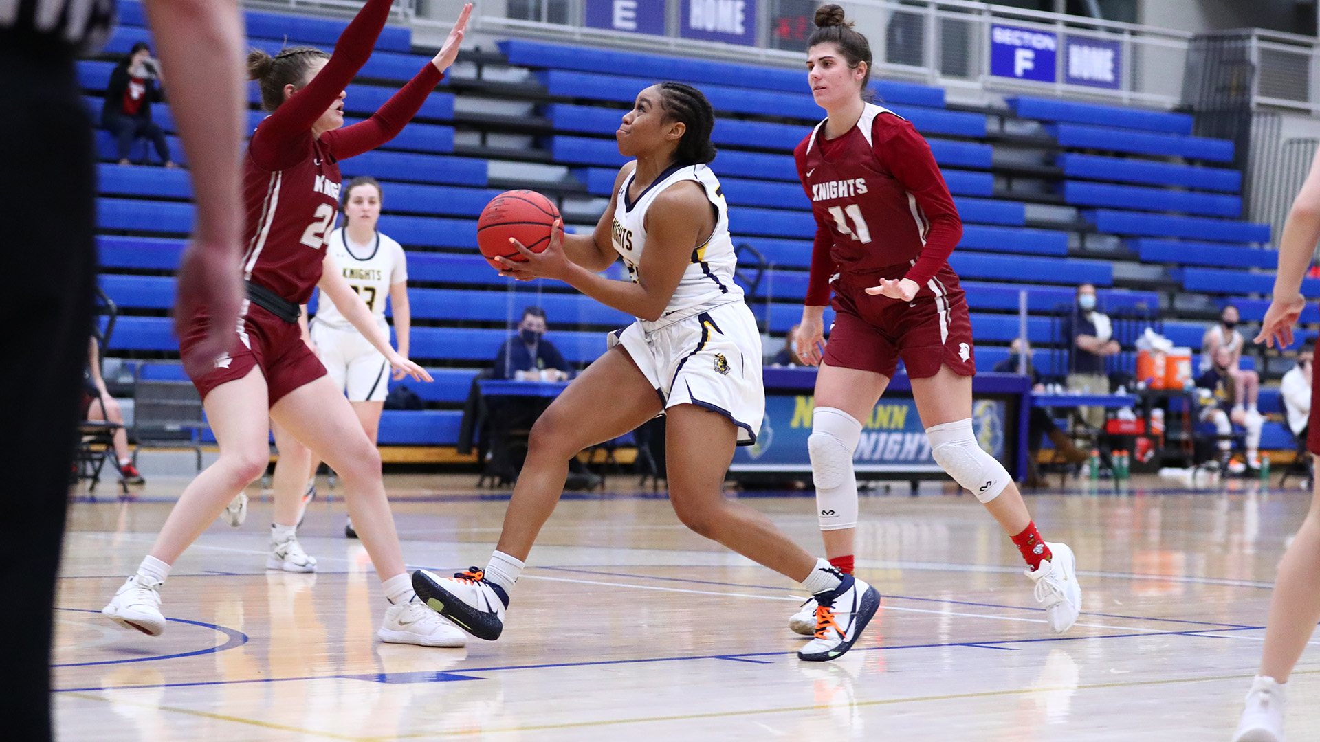 Women’s Basketball Victorious in Home Finale - Neumann University Athletics