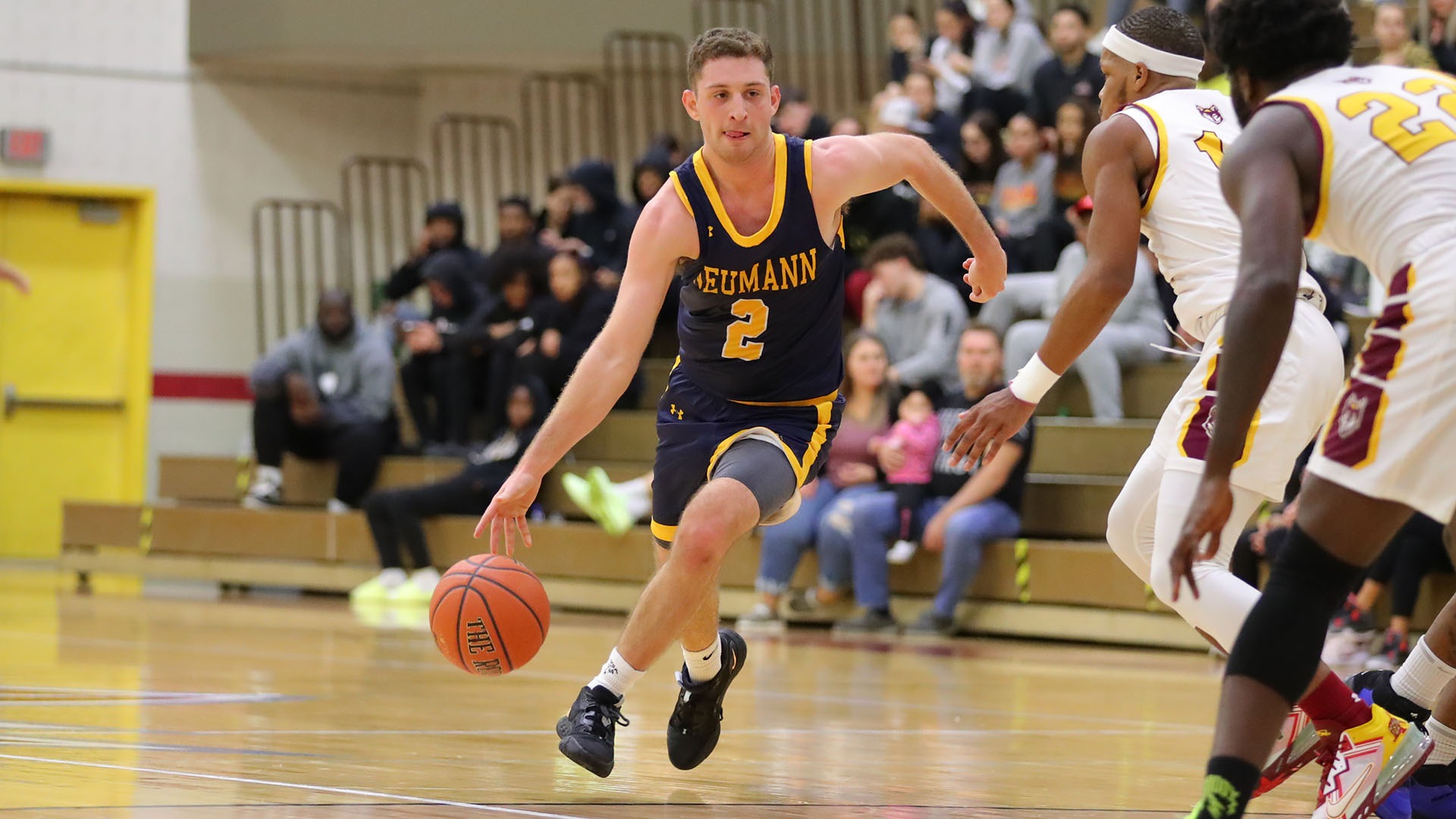 Men’s Basketball Back in Win Column - Neumann University Athletics