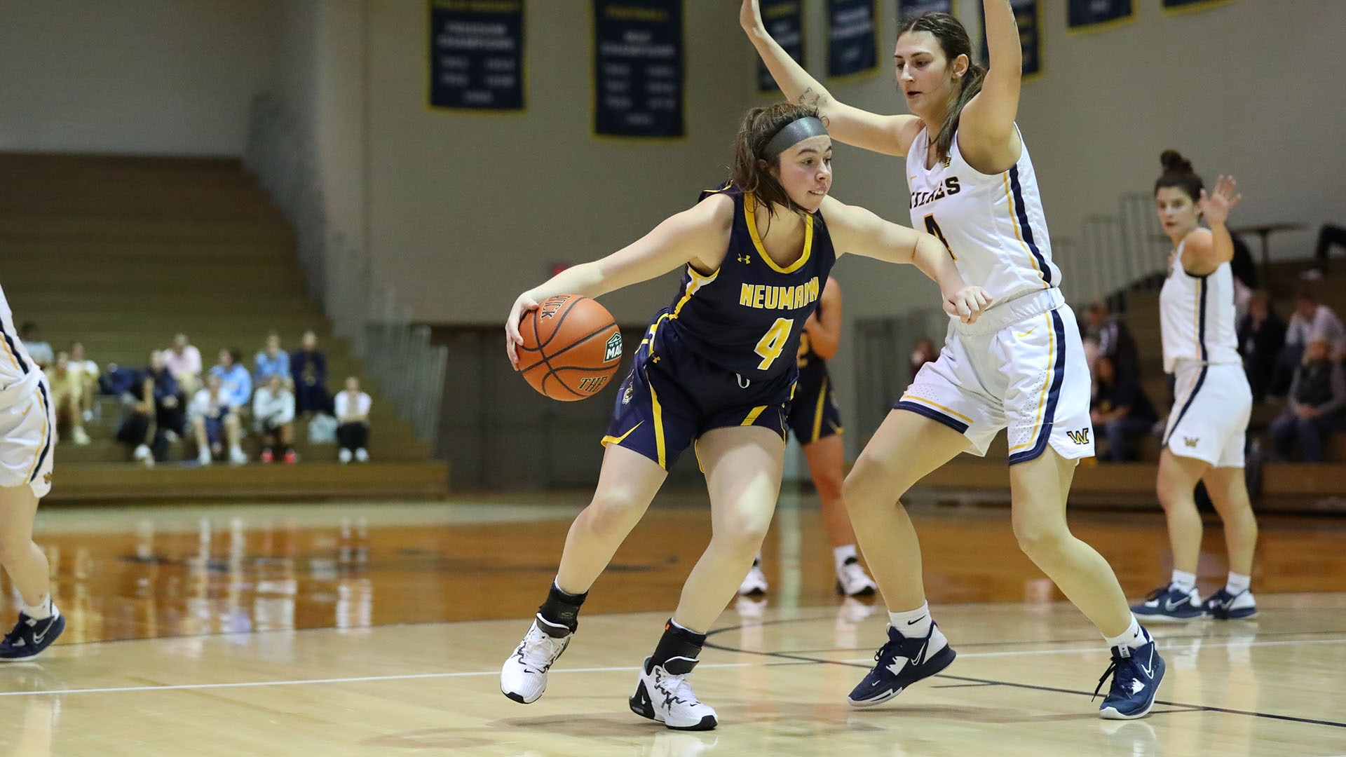 Mia Blume - 2022-2023 - Women's Basketball - Neumann University Athletics