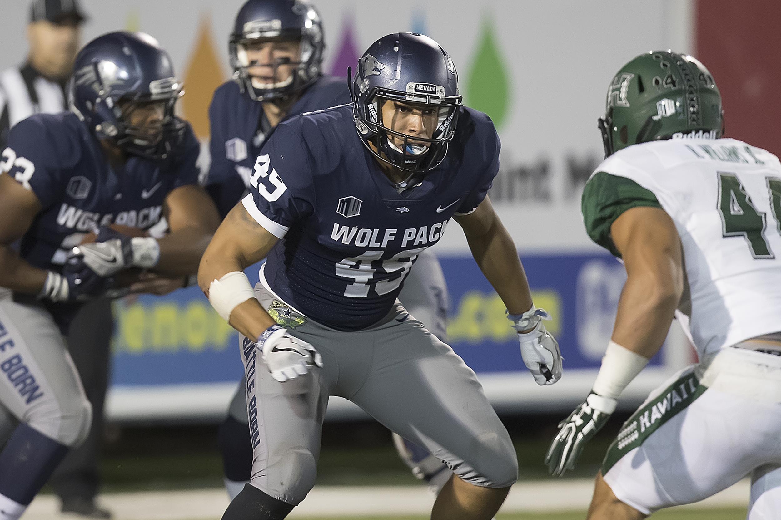 Trae Carter-Wells - Football - University of Nevada Athletics