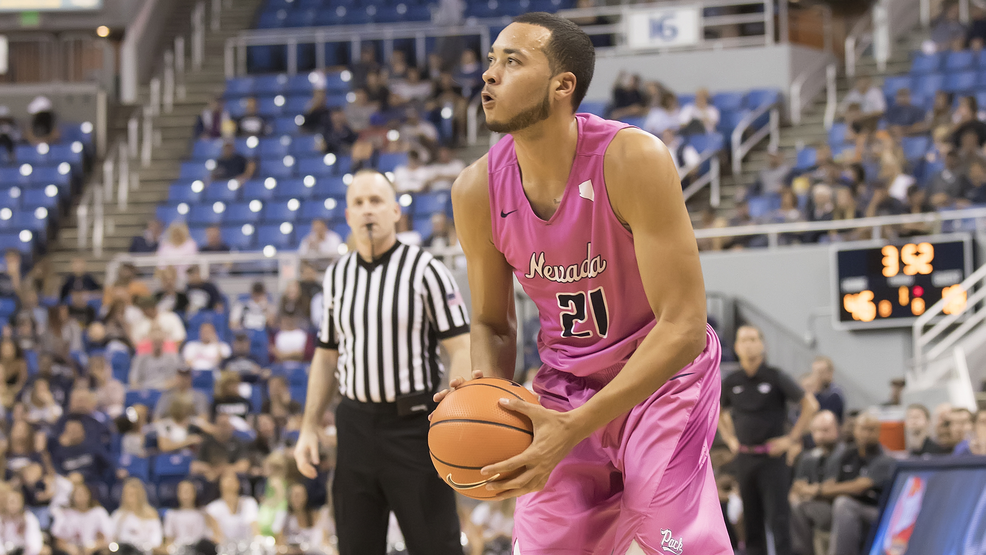 Stephens scores 35 as Pack nets 100 in exhibition win over Stanislaus ...