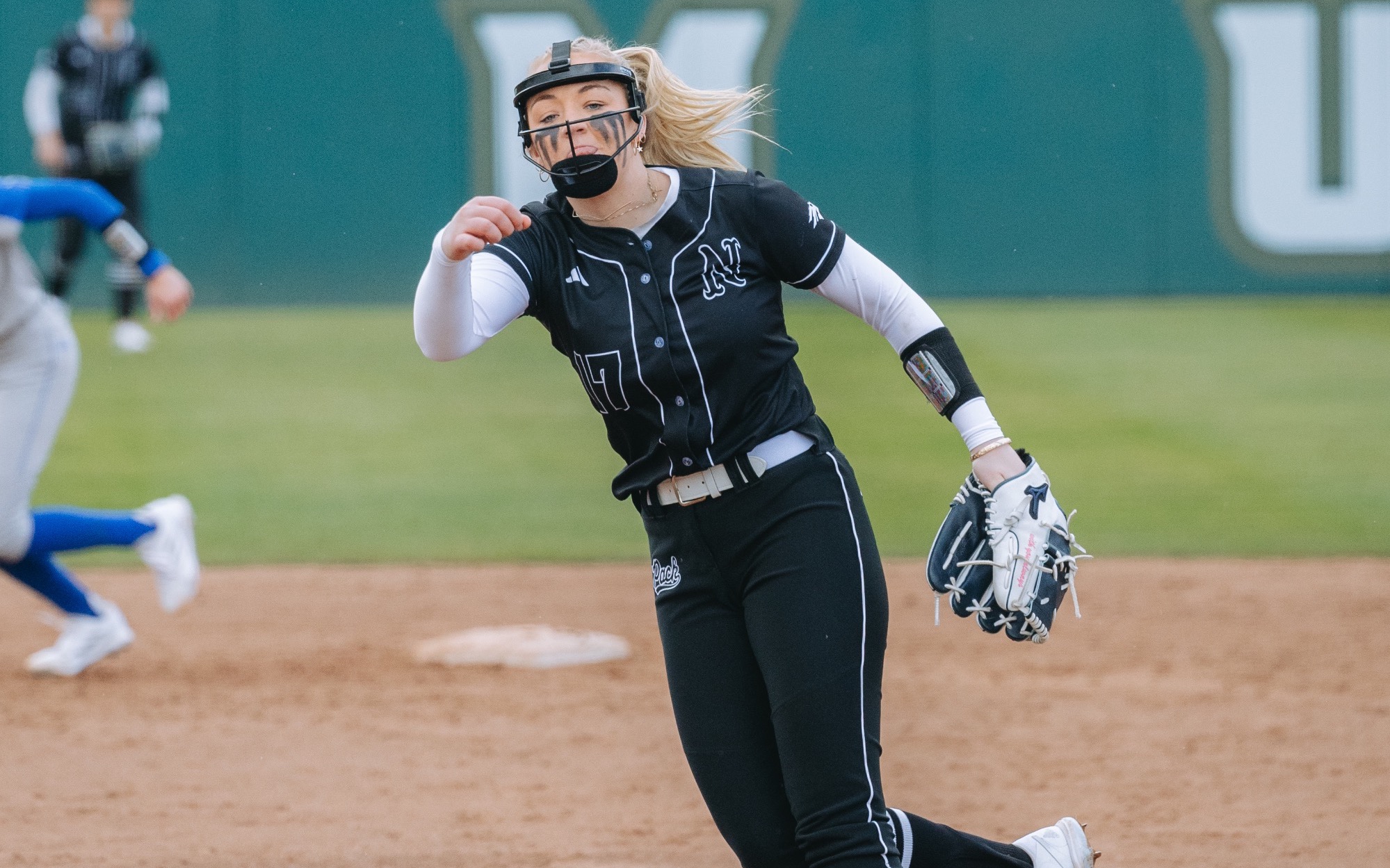 Tyra Clary - Softball - University of Nevada Athletics