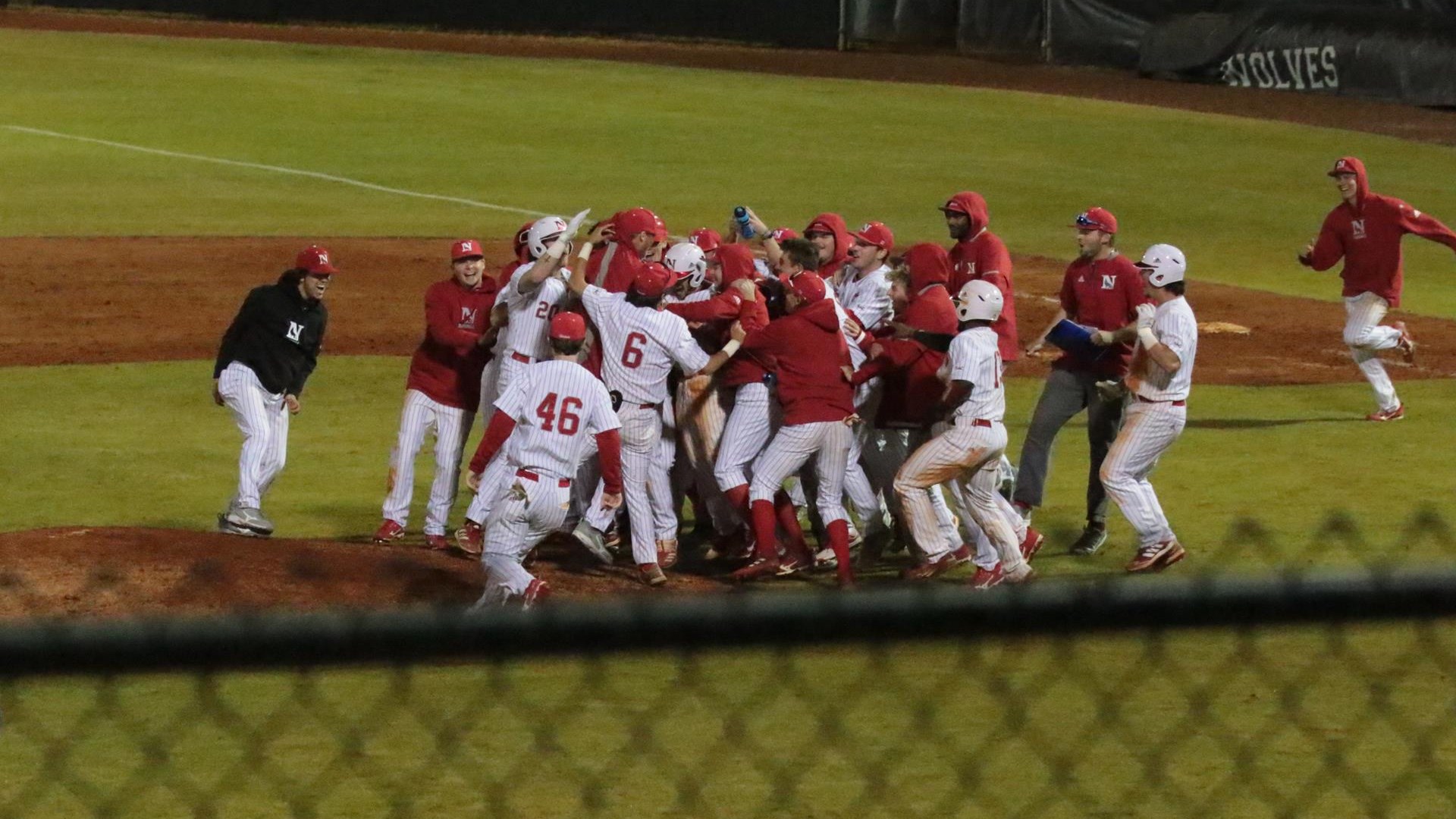 Marine's Sacrifice Fly Gives Wolves Walk-off Win - Newberry College ...