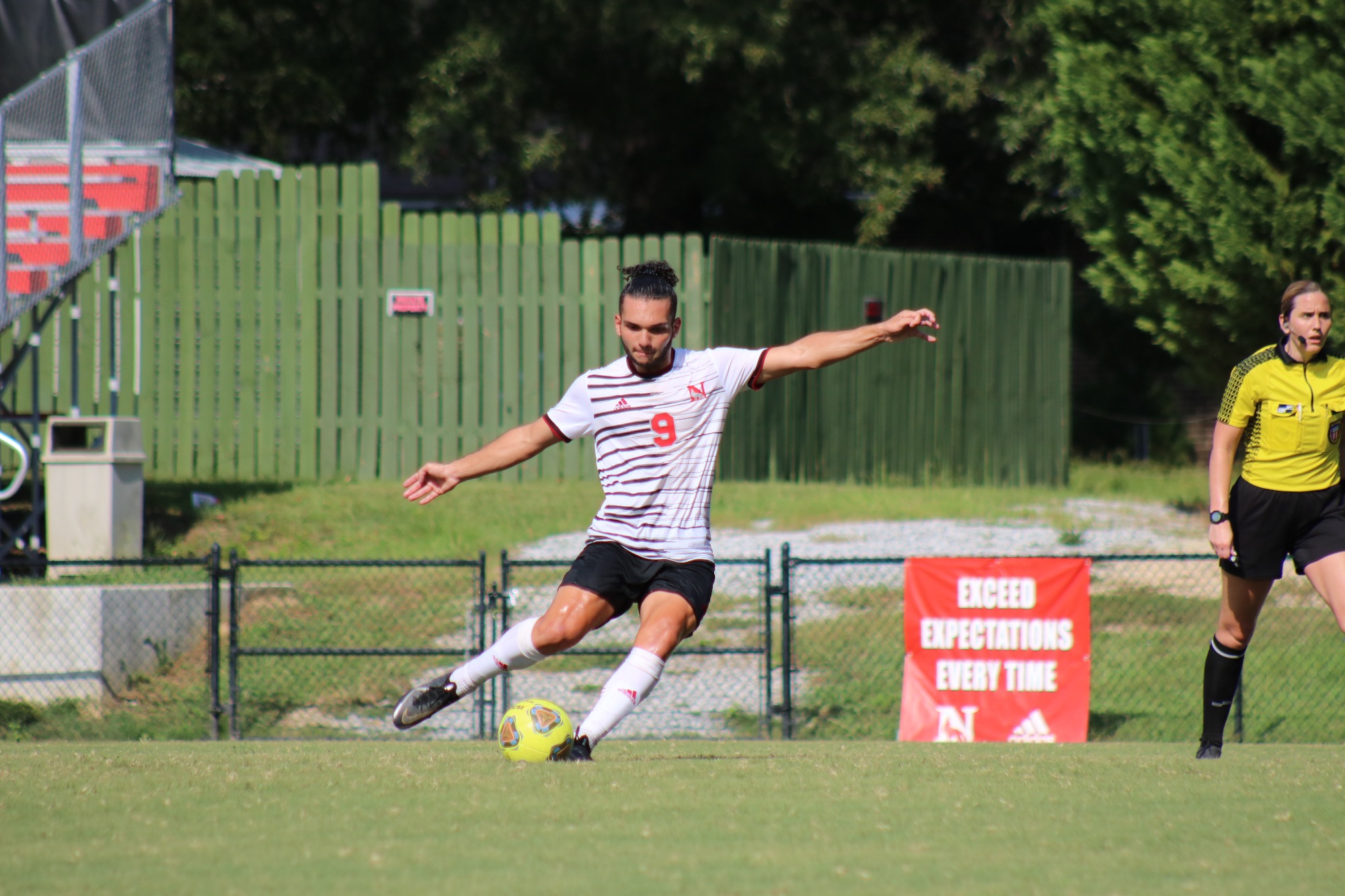 Wolves Secure 1st Win of Season - Newberry College Athletics