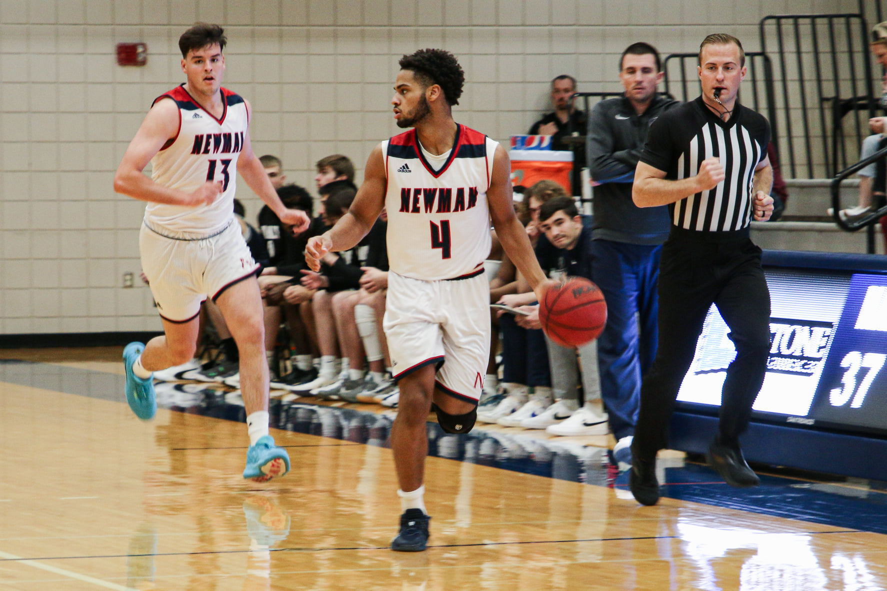 Jorge Oliva - Men's Basketball - Newman University Athletics