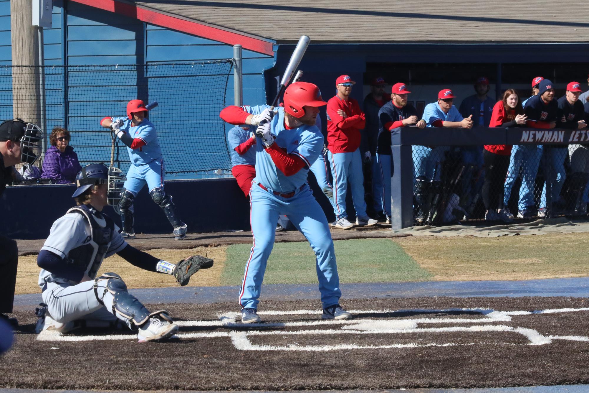 VanDePol hits for the cycle as the Jets' comeback bid falls short ...