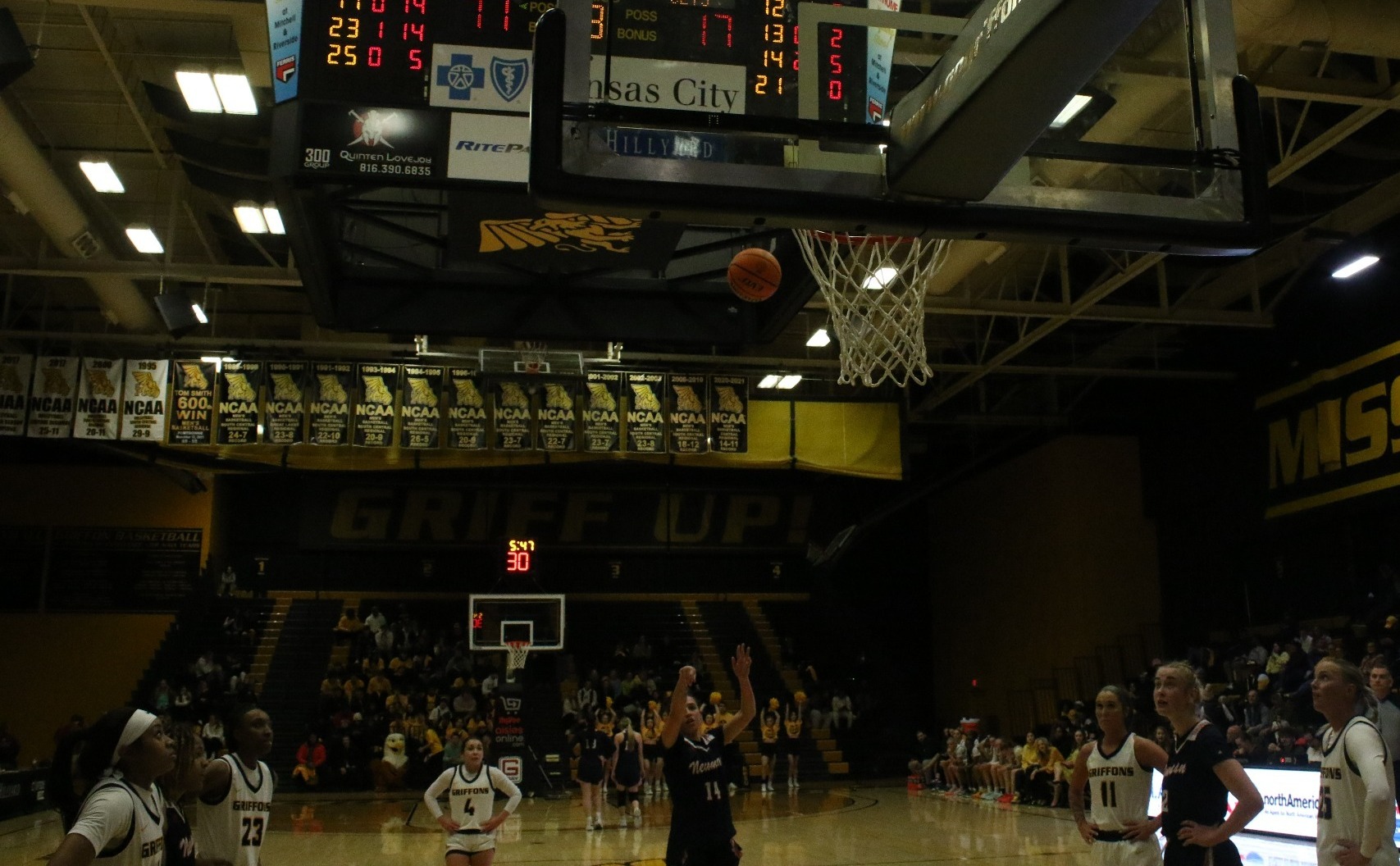 Jets grounded early against Griffons - Newman University Athletics