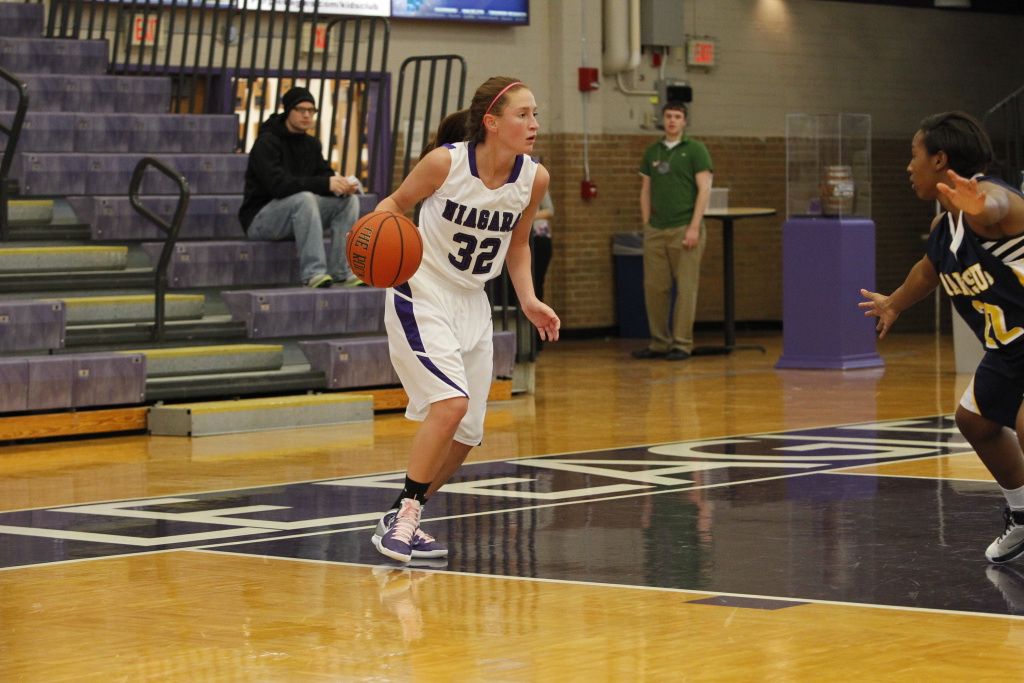Grace Cunningham - 2011-12 - Women's Basketball - Niagara University ...