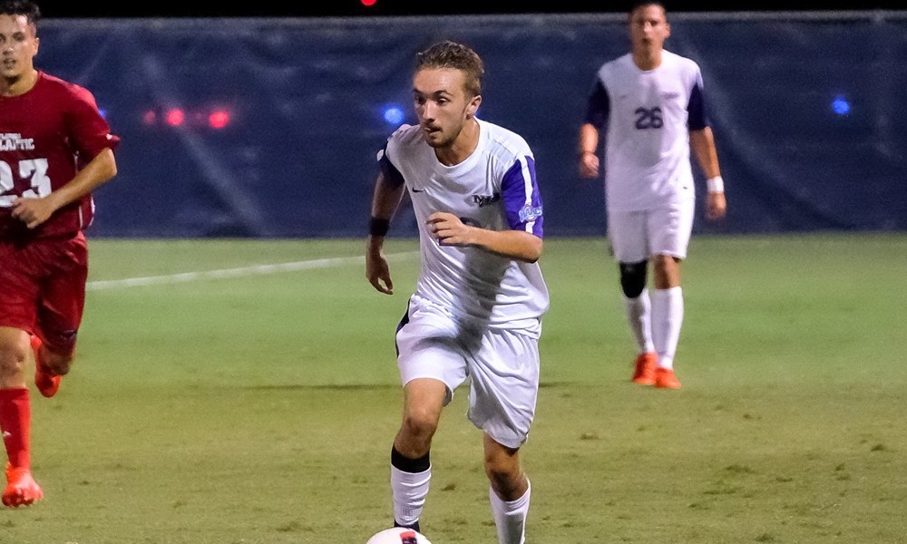 Mackenzie Roach - 2019-20 - Men's Soccer - Niagara University Athletics