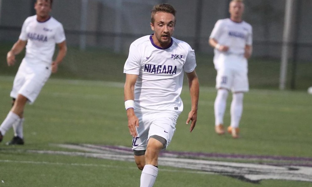 Mackenzie Roach - 2019-20 - Men's Soccer - Niagara University Athletics