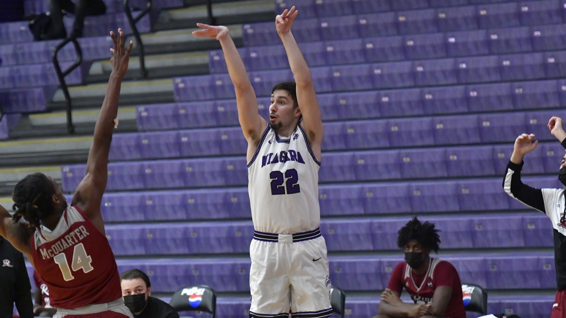 Nick MacDonald - 2020-21 - Men's Basketball - Niagara University Athletics