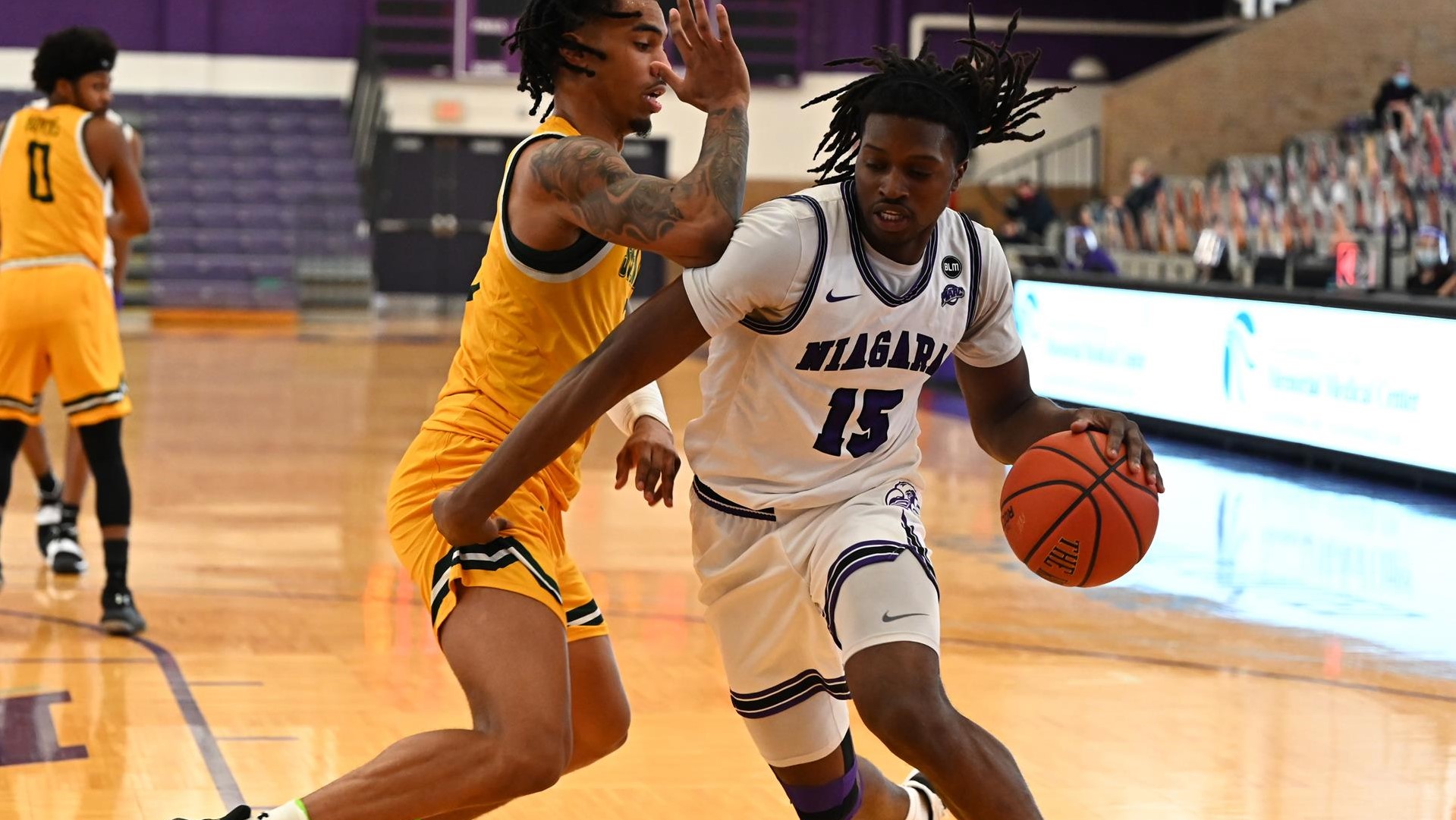 Greg Kuakumensah - 2021-22 - Men's Basketball - Niagara University ...