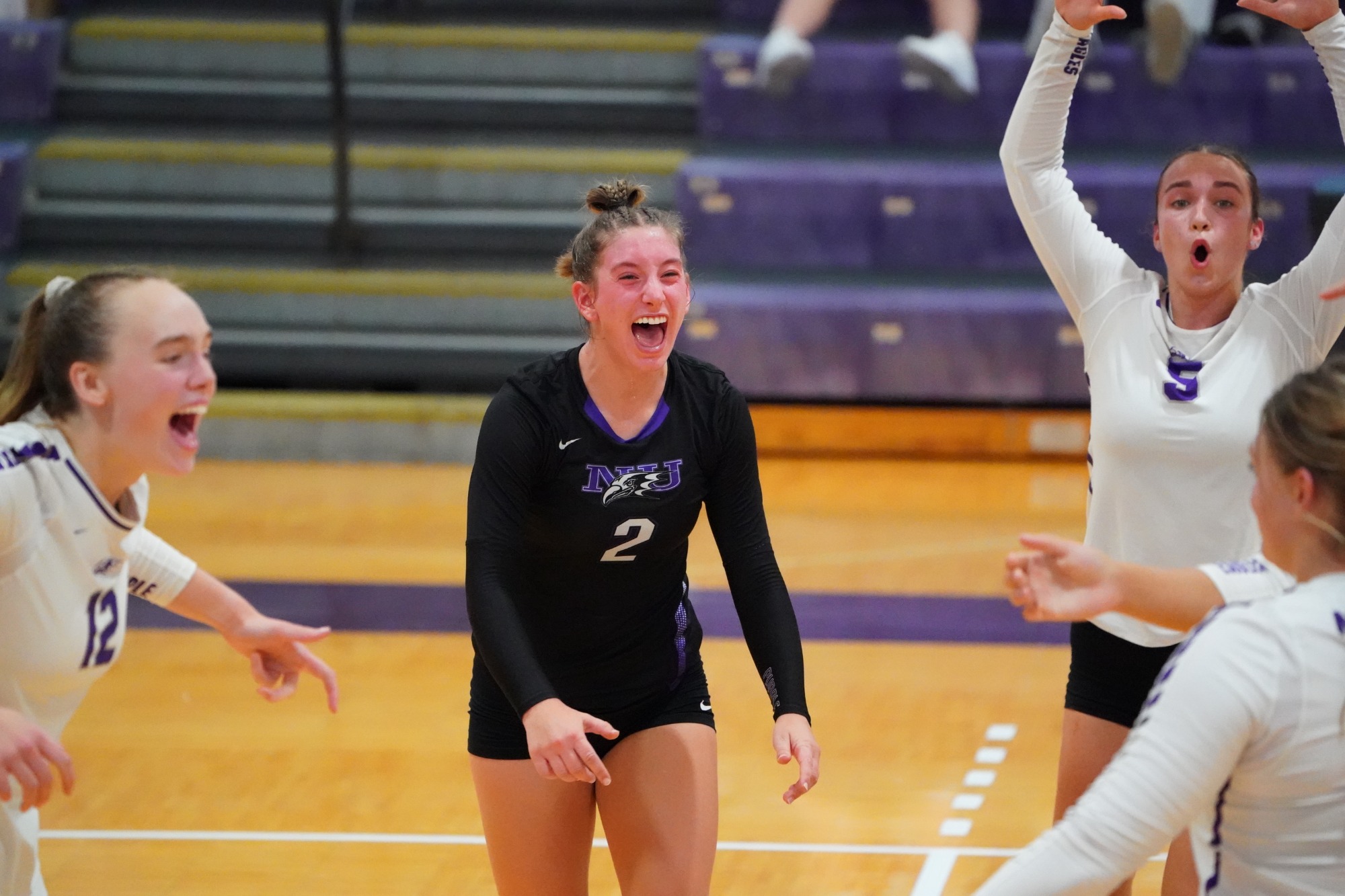 Bella Peroni - 2024 - Women's Volleyball - Niagara University Athletics