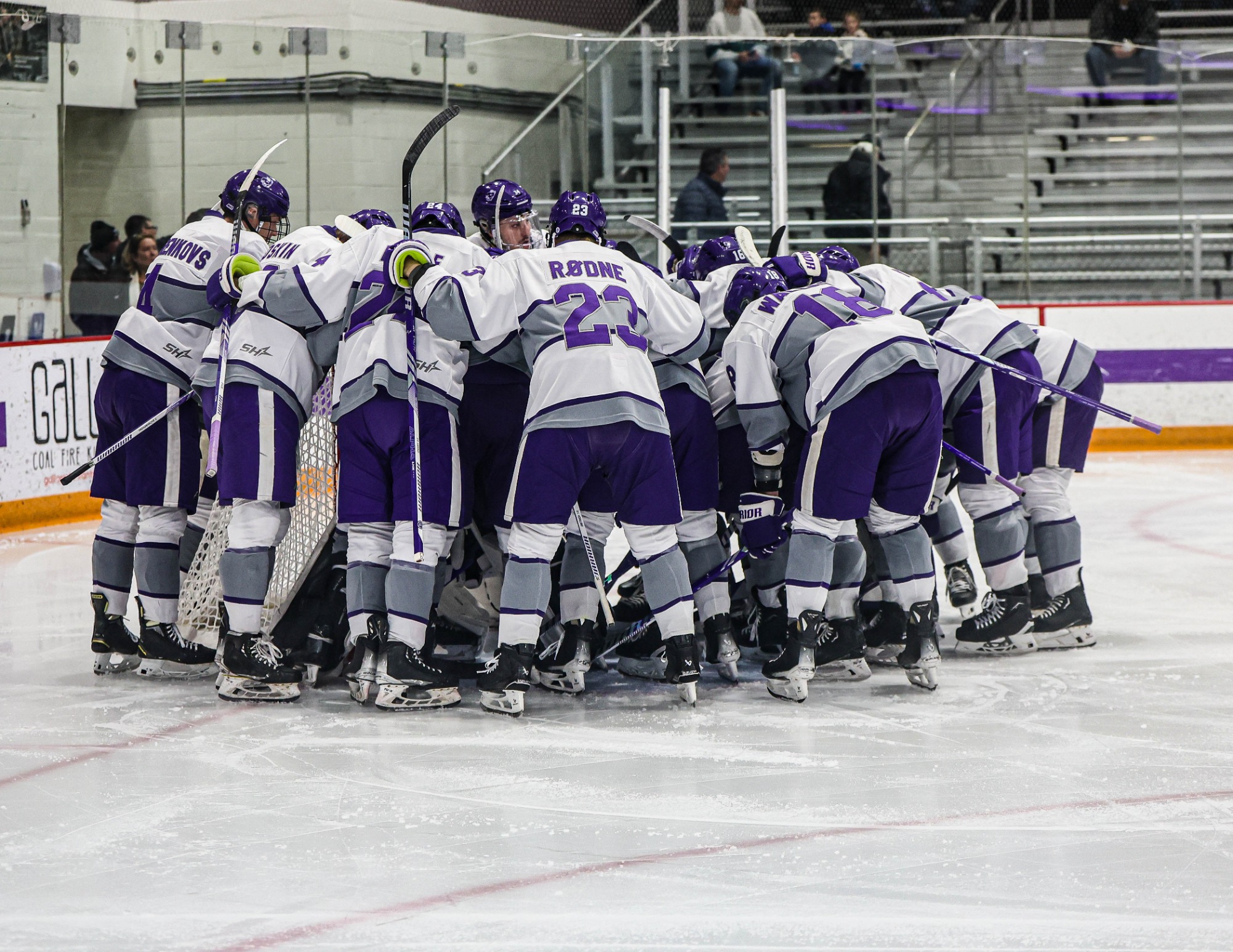 Hockey Unveils 2025-26 Schedule - Niagara University Athletics