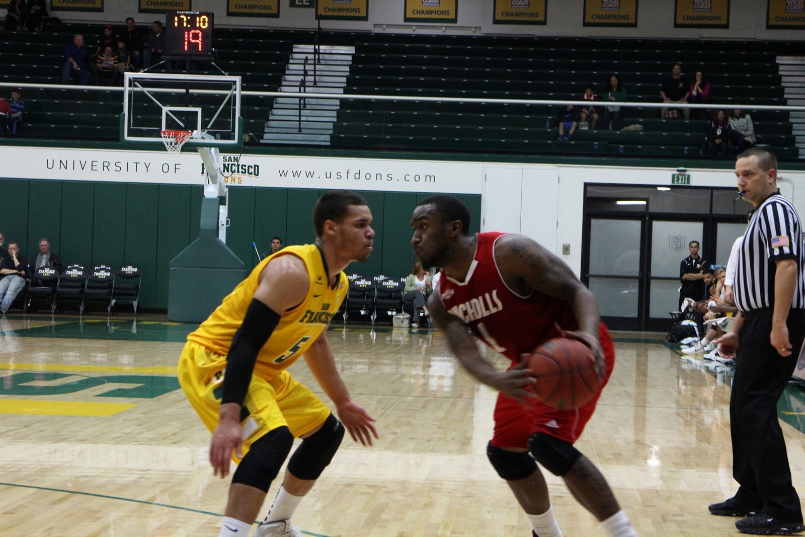 Dantrell Thomas - Men's Basketball - Nicholls State University Athletics