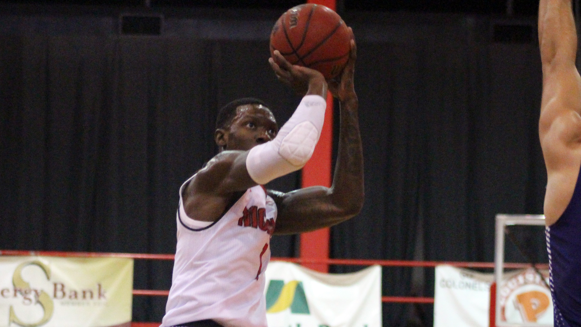 Tevon Saddler - Men's Basketball - Nicholls State University Athletics
