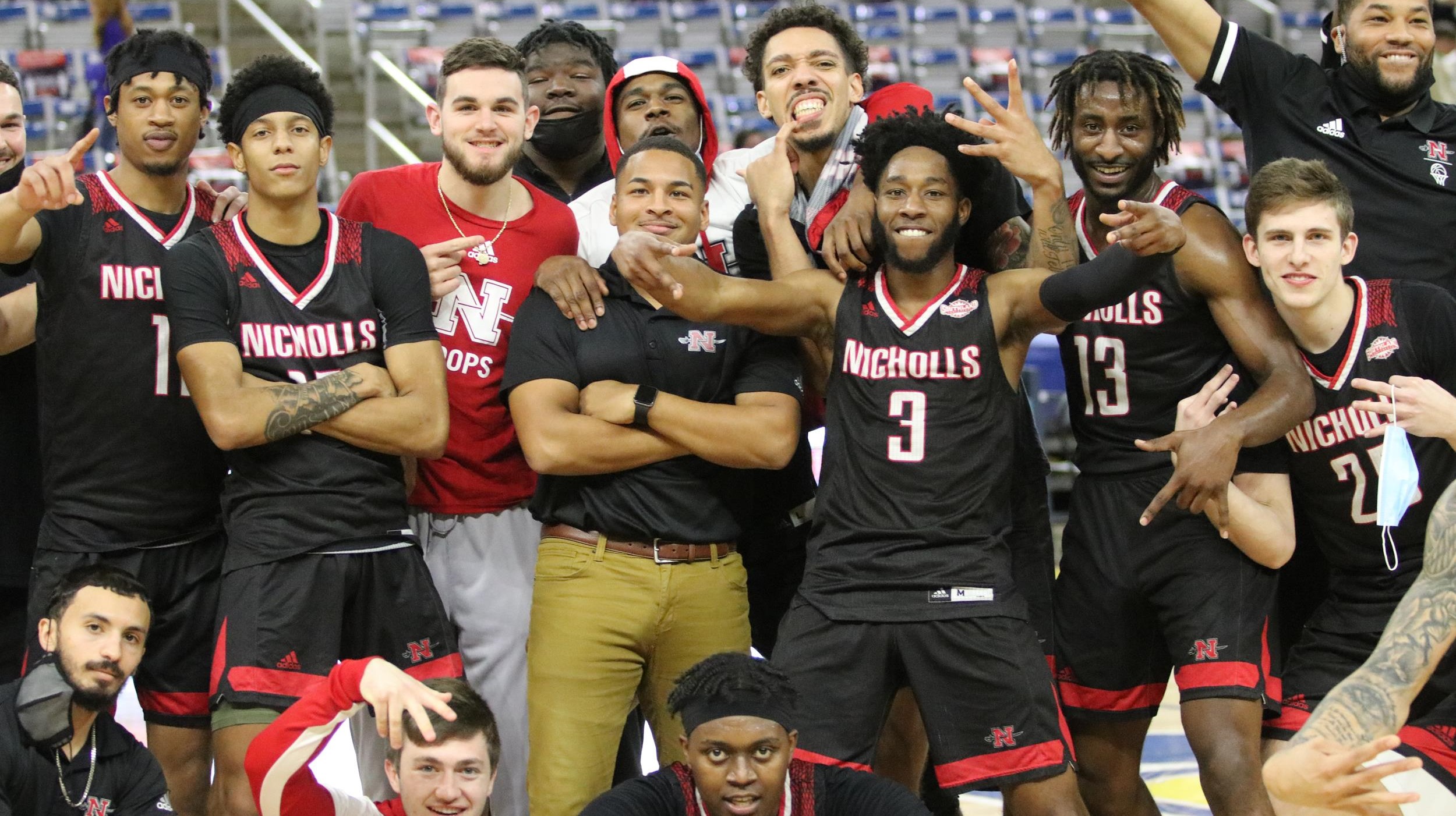 Colonels upend McNeese in season finale, clinch Southland title ...