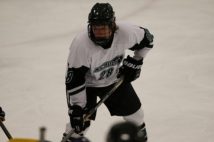 Evan Schwartz - Men's Ice Hockey - Nichols College Athletics