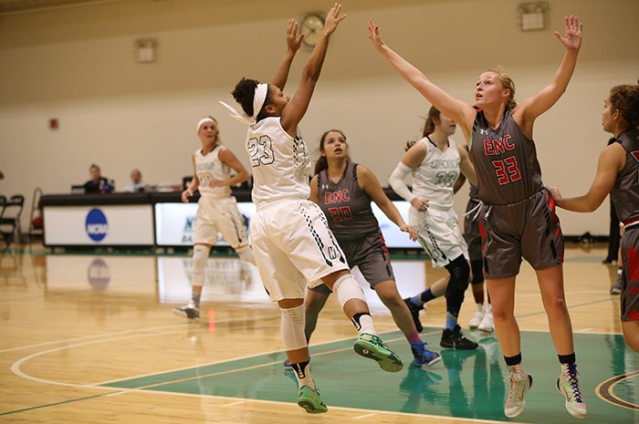 Callie Andrews - Women's Basketball - Nichols College Athletics