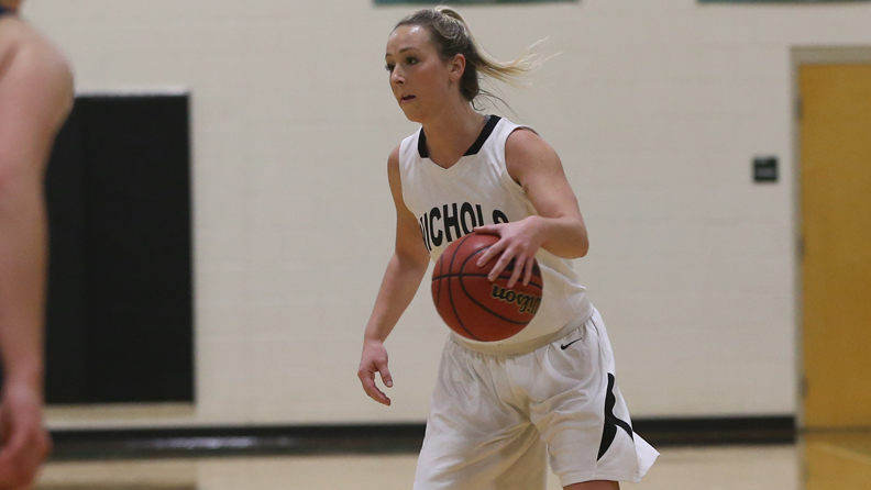 Brooke Packard - Women's Basketball - Nichols College Athletics