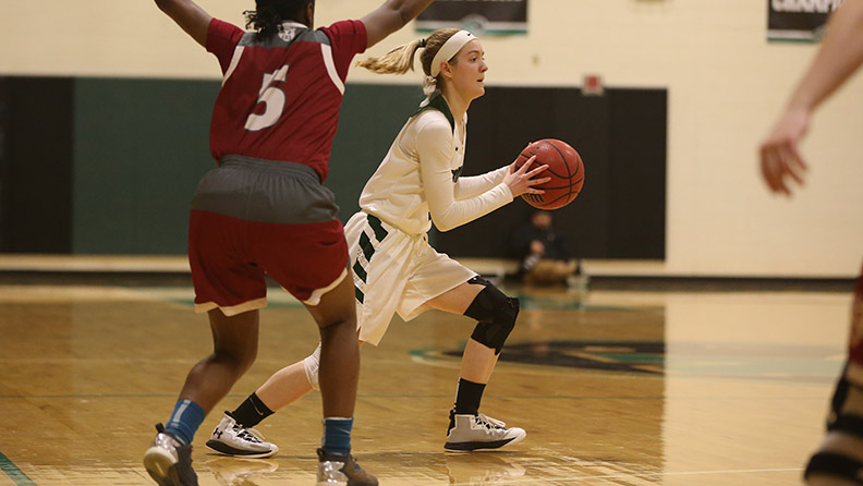 Jessica Larsh - Women's Basketball - Nichols College Athletics