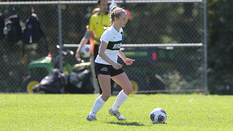Emma Noel - Women's Soccer - Nichols College Athletics