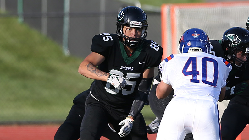 Julian Ortiz - Football - Nichols College Athletics