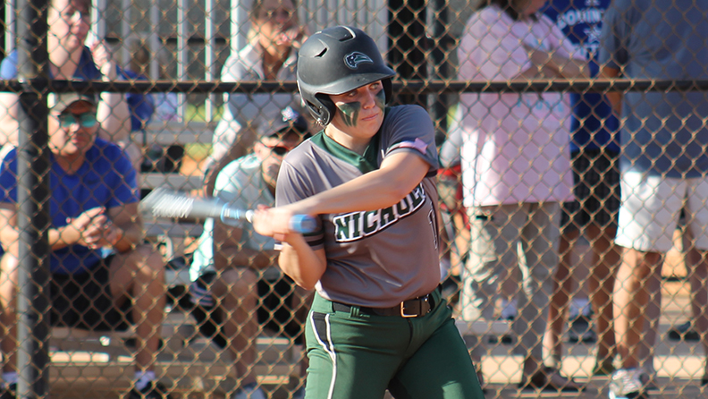 Taylor McIntosh - Softball - Nichols College Athletics