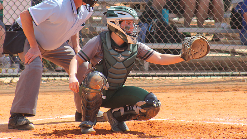 Taylor McIntosh - Softball - Nichols College Athletics