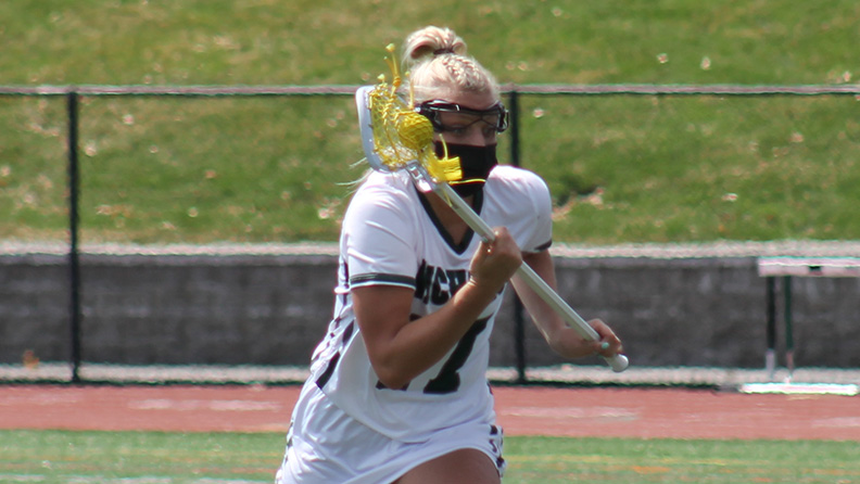 Elizabeth Luster - Women's Lacrosse - Nichols College Athletics