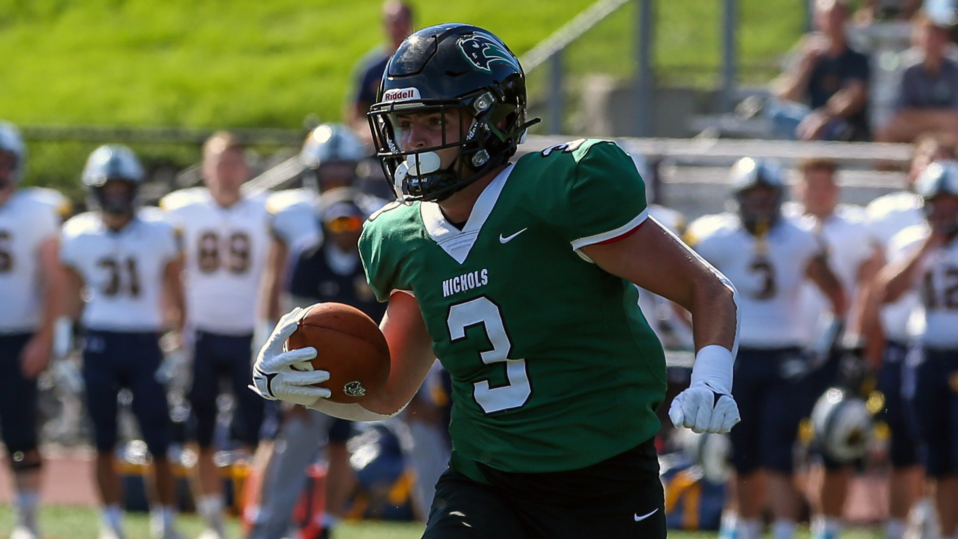 Hunter Ferreira - Football - Nichols College Athletics