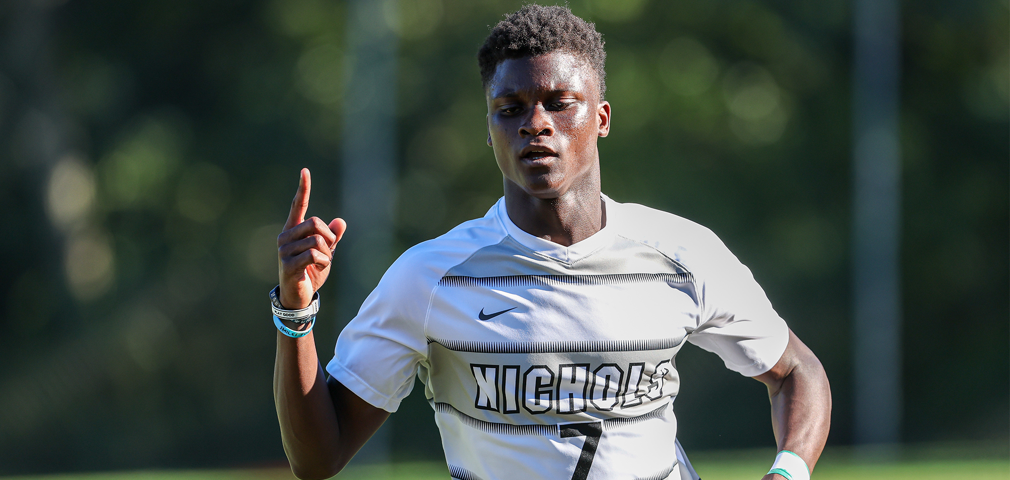 Men's Soccer Flies By Hawks in Regular Season Finale - Nichols College ...