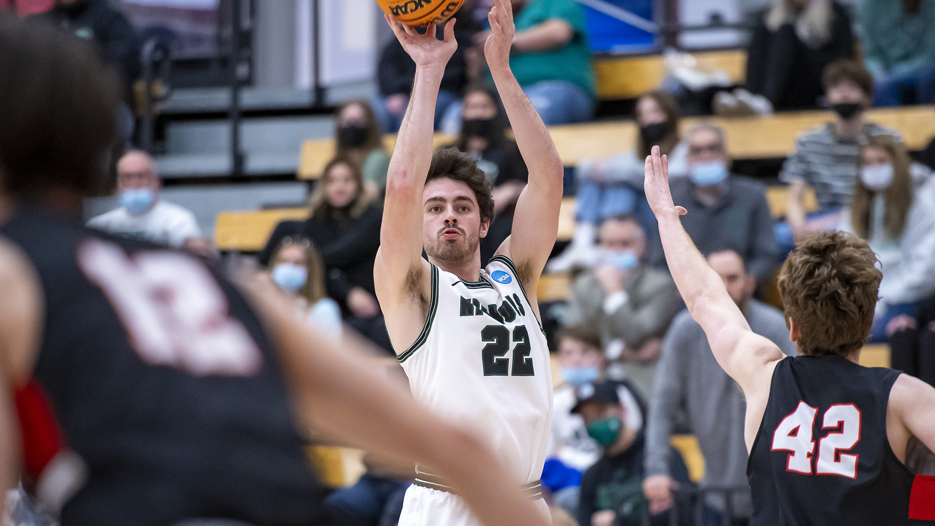 Jason O'Regan - Men's Basketball - Nichols College Athletics