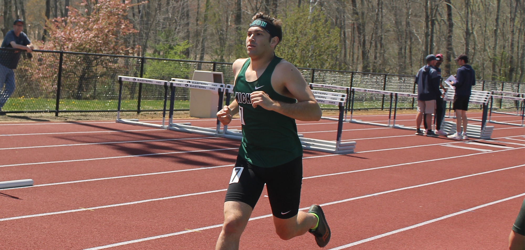 Track Competes in the Bonnie Edmondson Classic - Nichols College Athletics