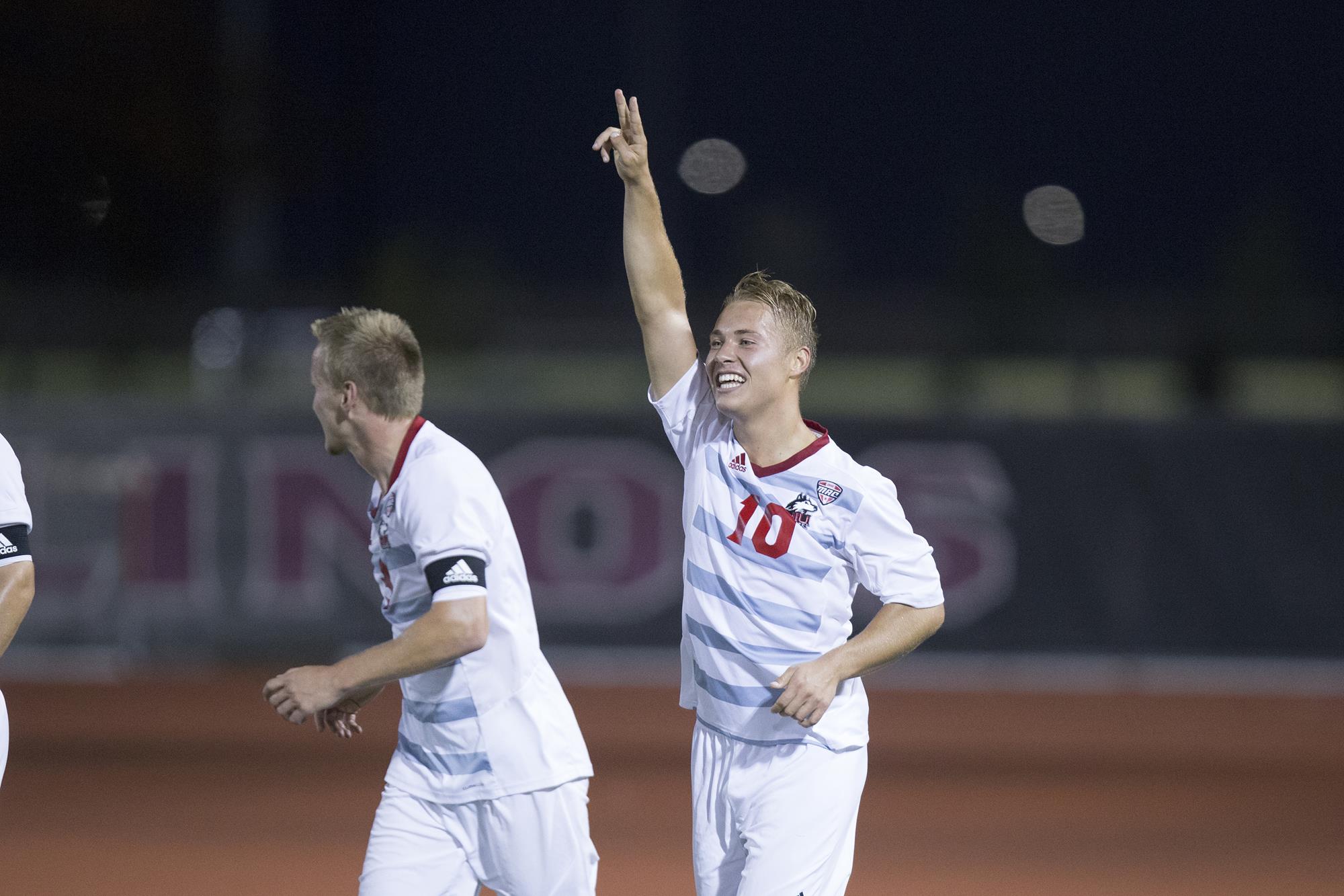 Max Voss - Men's Soccer - NIU Athletics