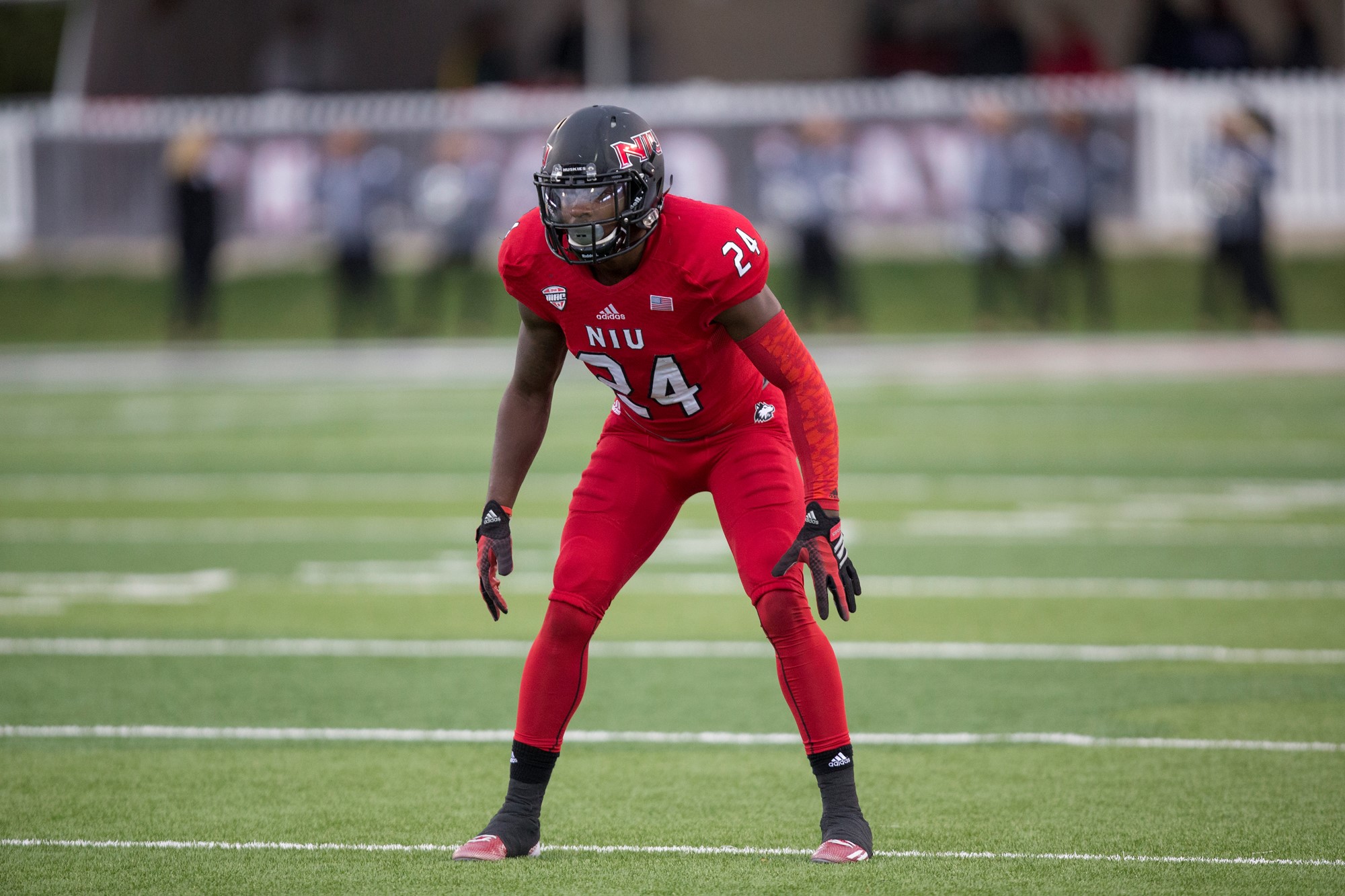 Brandon Mayes - Football - NIU Athletics