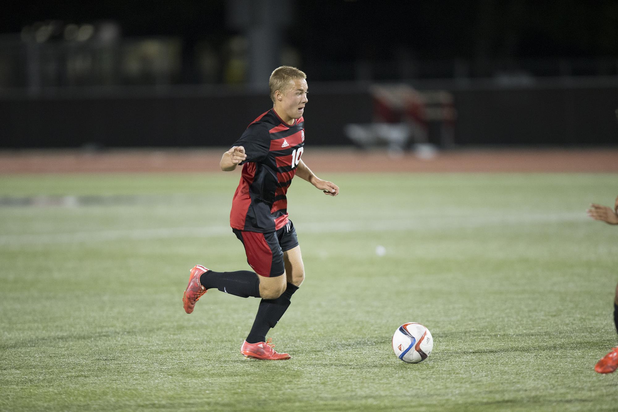 Max Voss - Men's Soccer - NIU Athletics