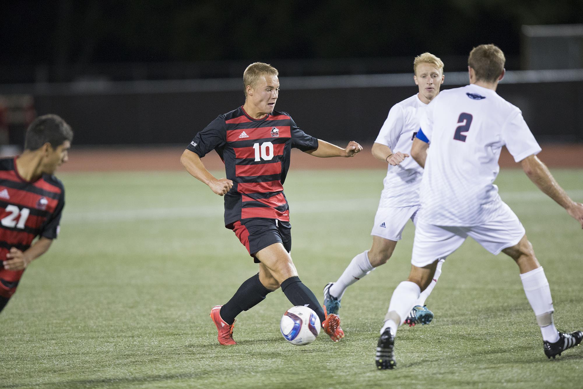 Max Voss - Men's Soccer - NIU Athletics
