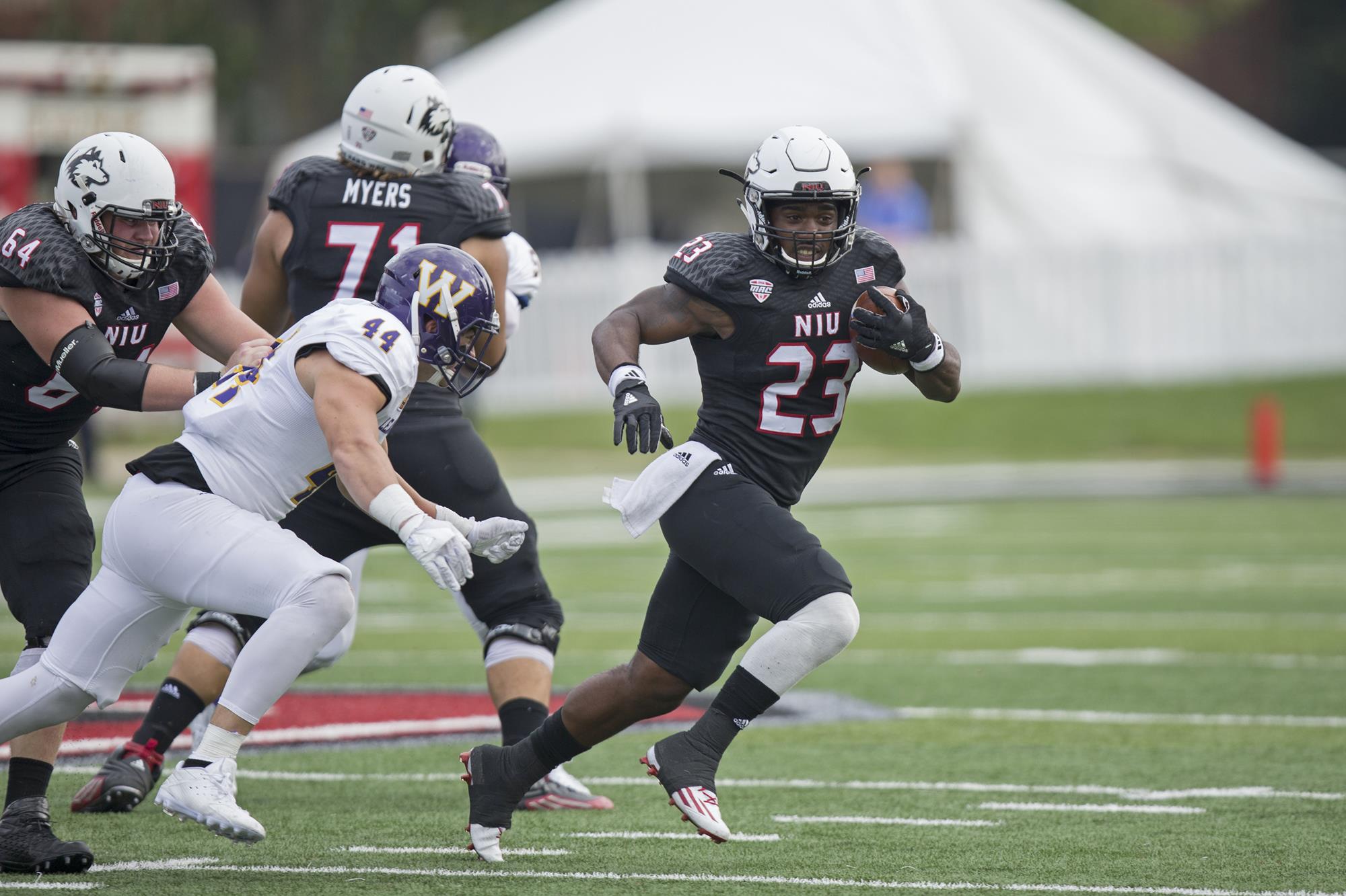 Jordan Huff - Football - NIU Athletics