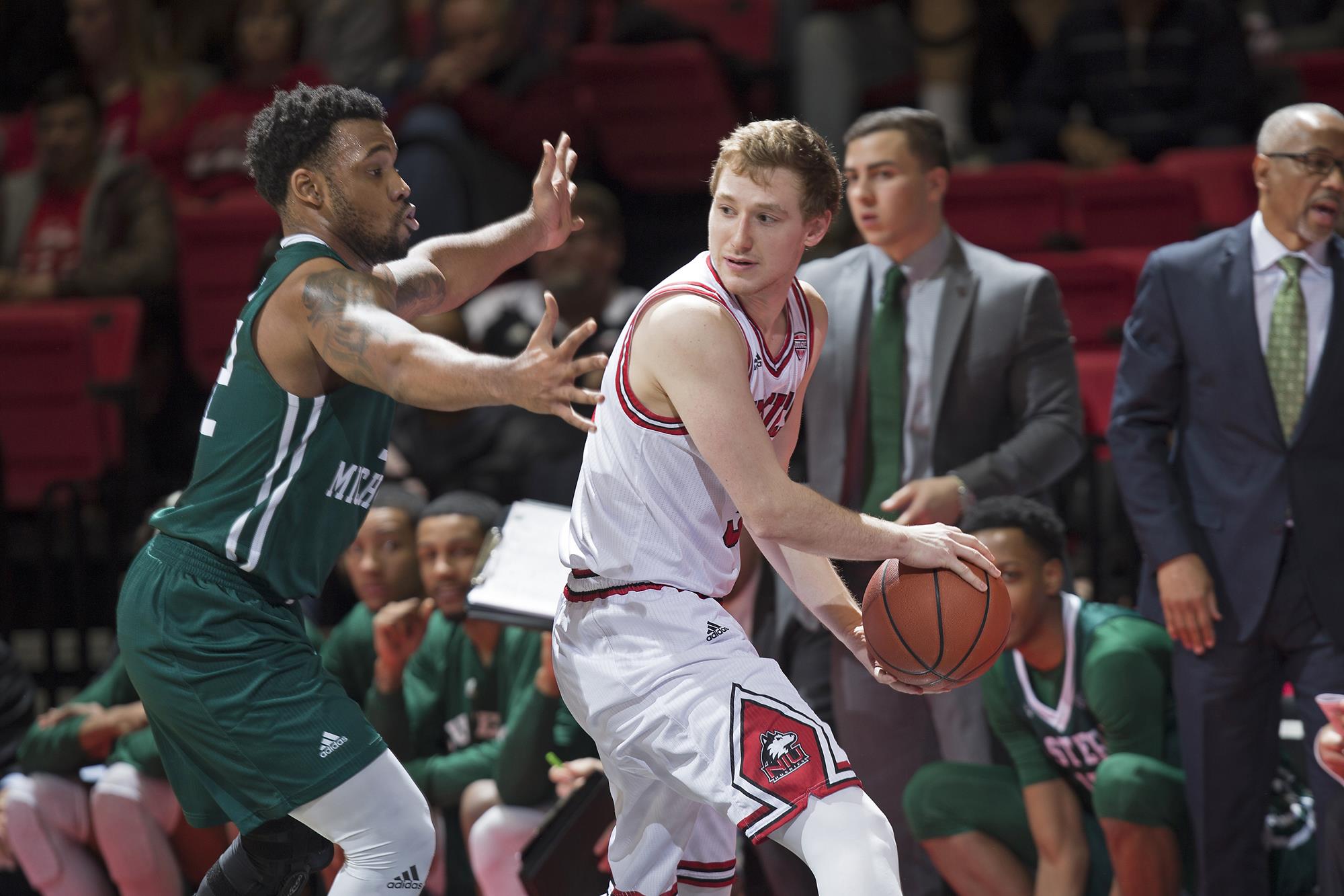 Austin Pauga - Men's Basketball - NIU Athletics