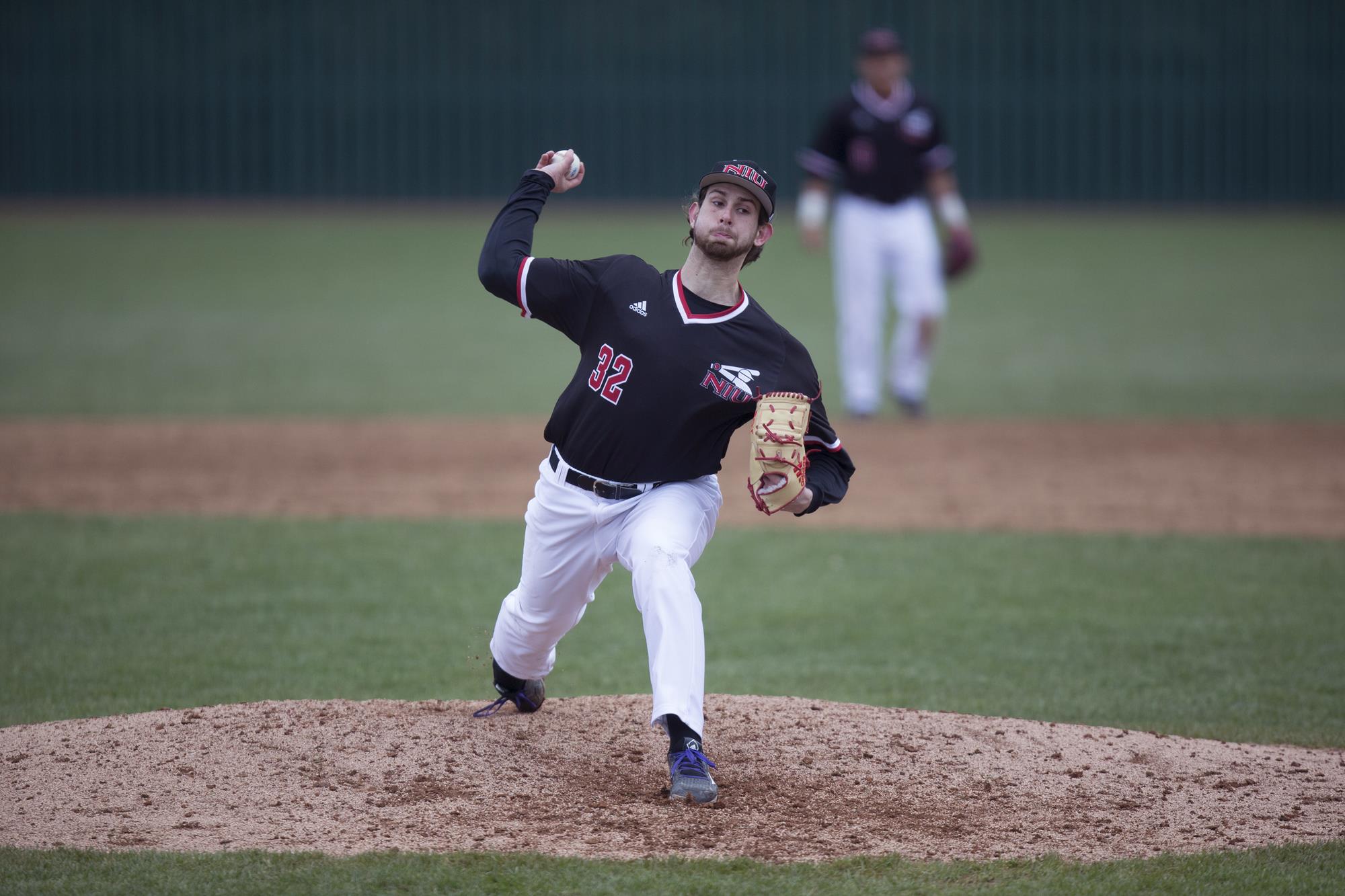 Blake Walker - Baseball - NIU Athletics