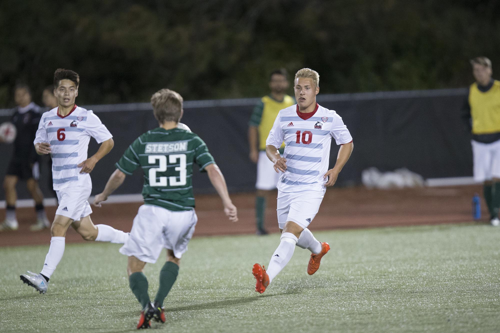 Max Voss - Men's Soccer - NIU Athletics