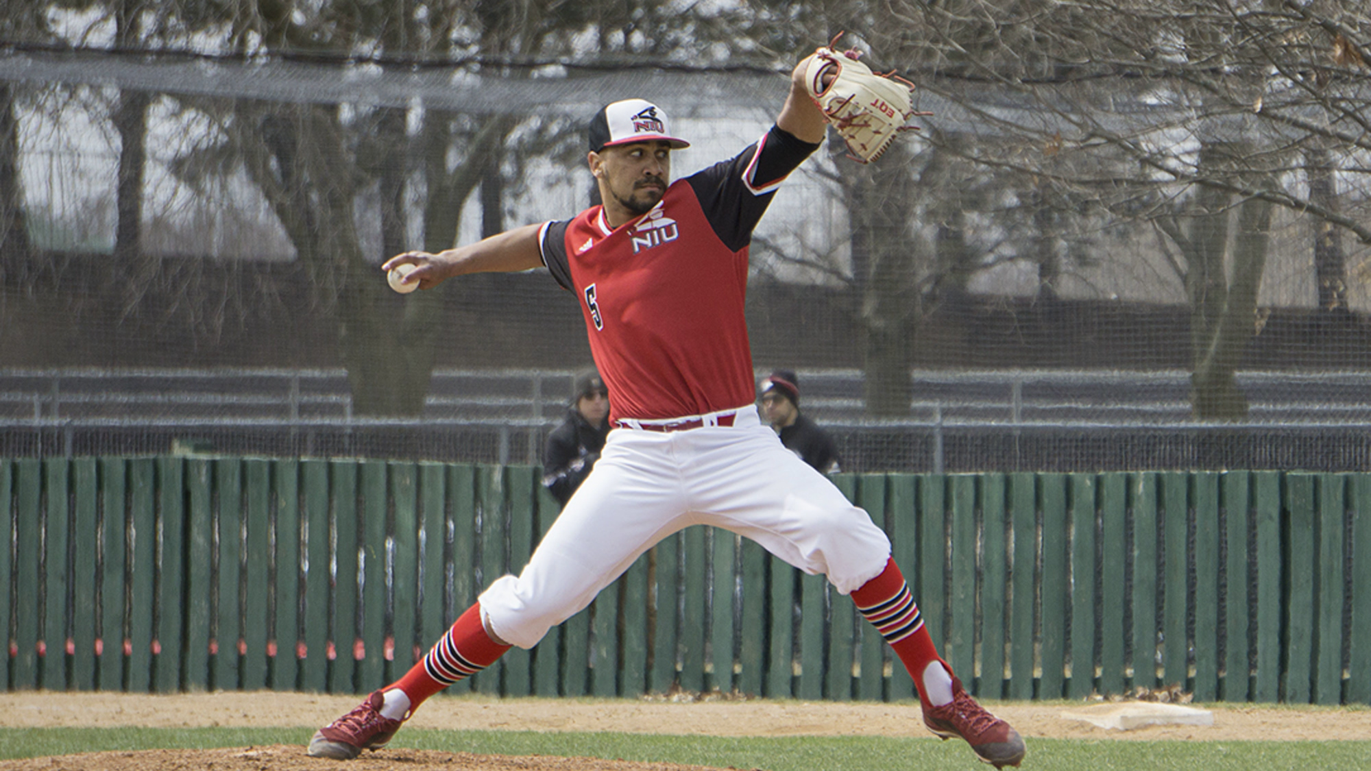Donovin Sims - Baseball - NIU Athletics